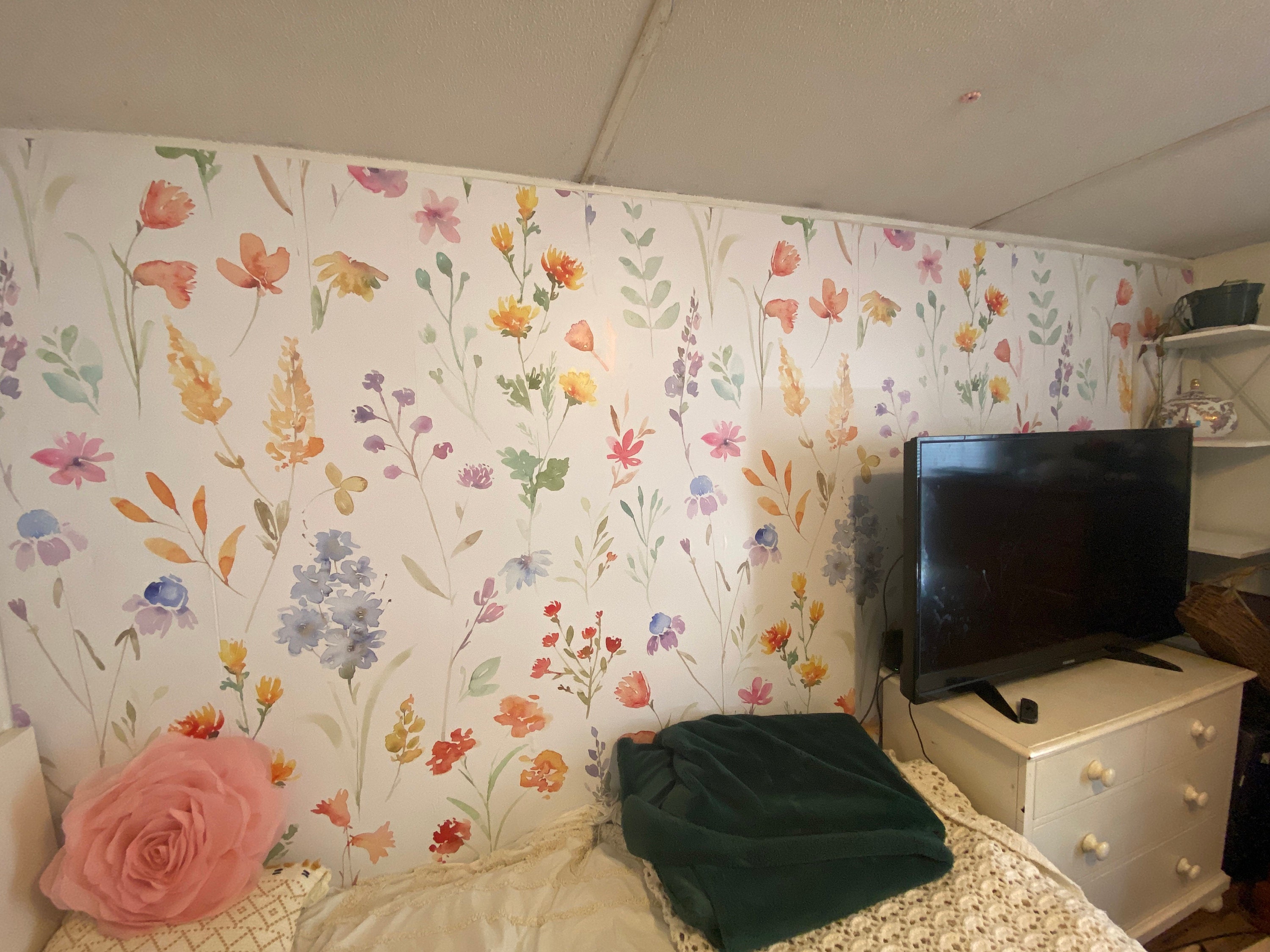 Watercolor Colorful Botanical Wild Flower Wallpaper Mural • Wallmur®